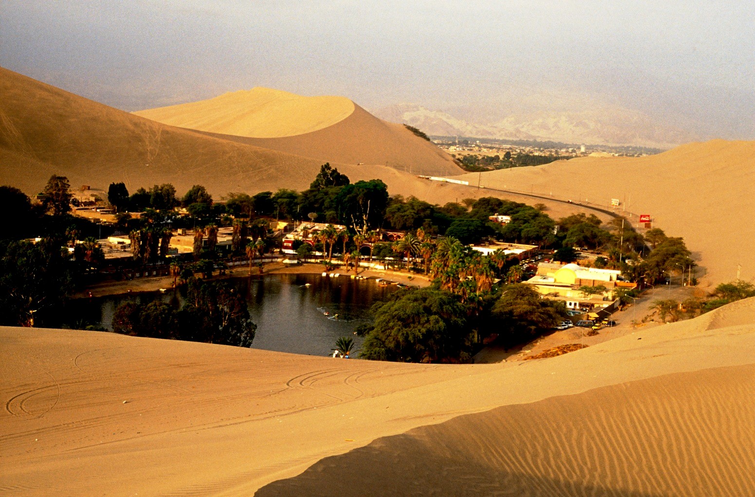 Huacachina… hacia su glorioso pasado | Lampadia