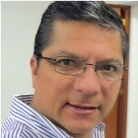 Sergio Pérez Ramírez, Autor en Lampadia